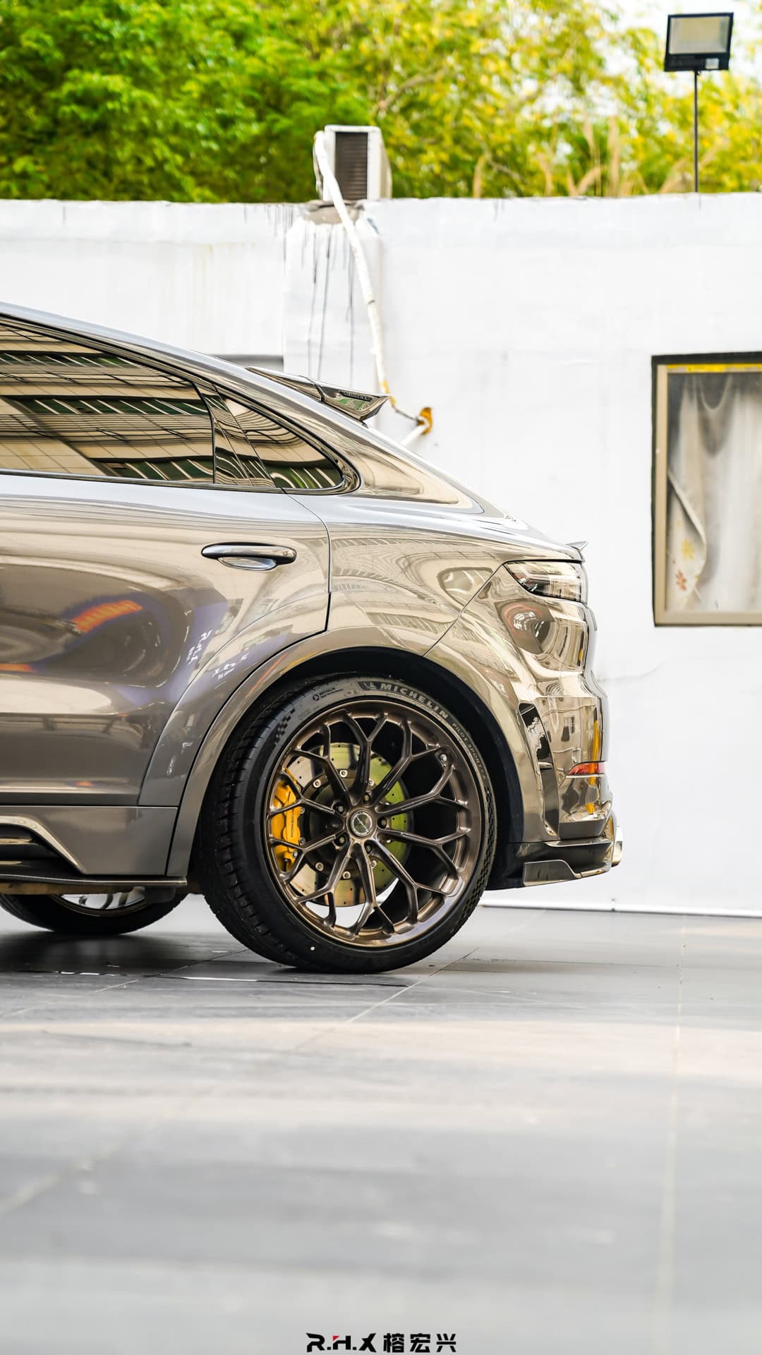 Mansory Porsche Cayenne S - Brixton Forged™