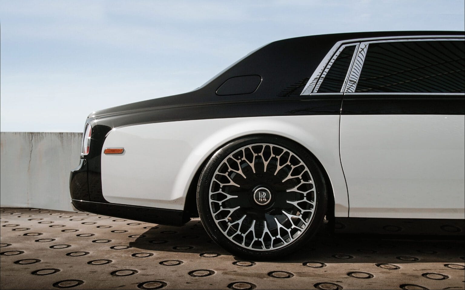 Rolls-Royce Phantom Wheels - Brixton Forged™