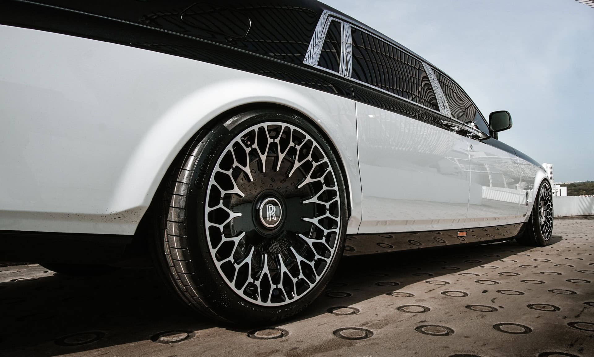 Rolls-Royce Phantom Wheels - Brixton Forged™