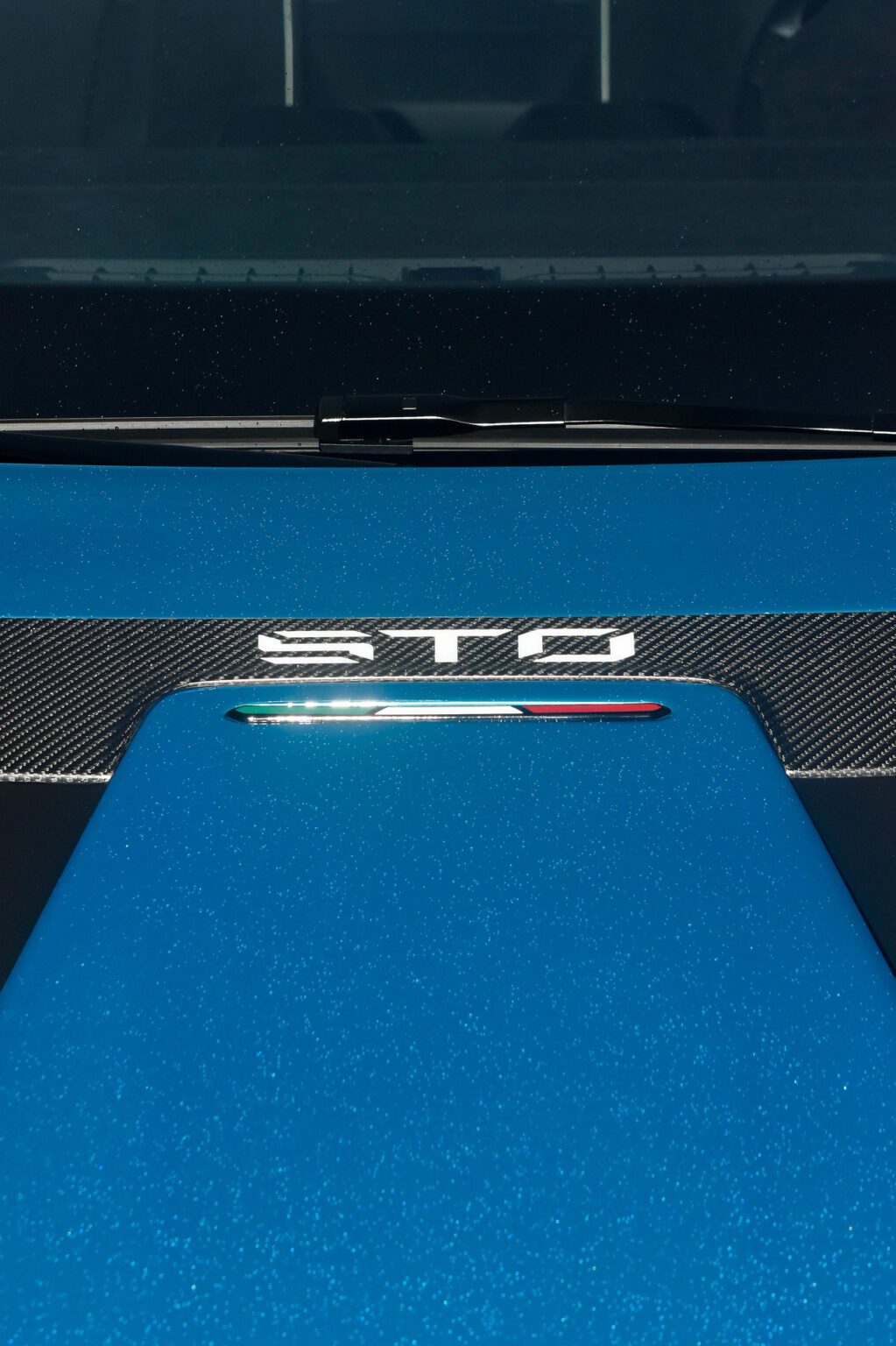 Blue Lamborghini Huracan STO - Brixton Forged™