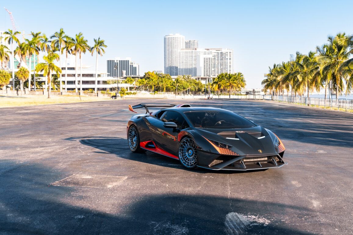Silver Lamborghini Huracan STO - Brixton Forged™