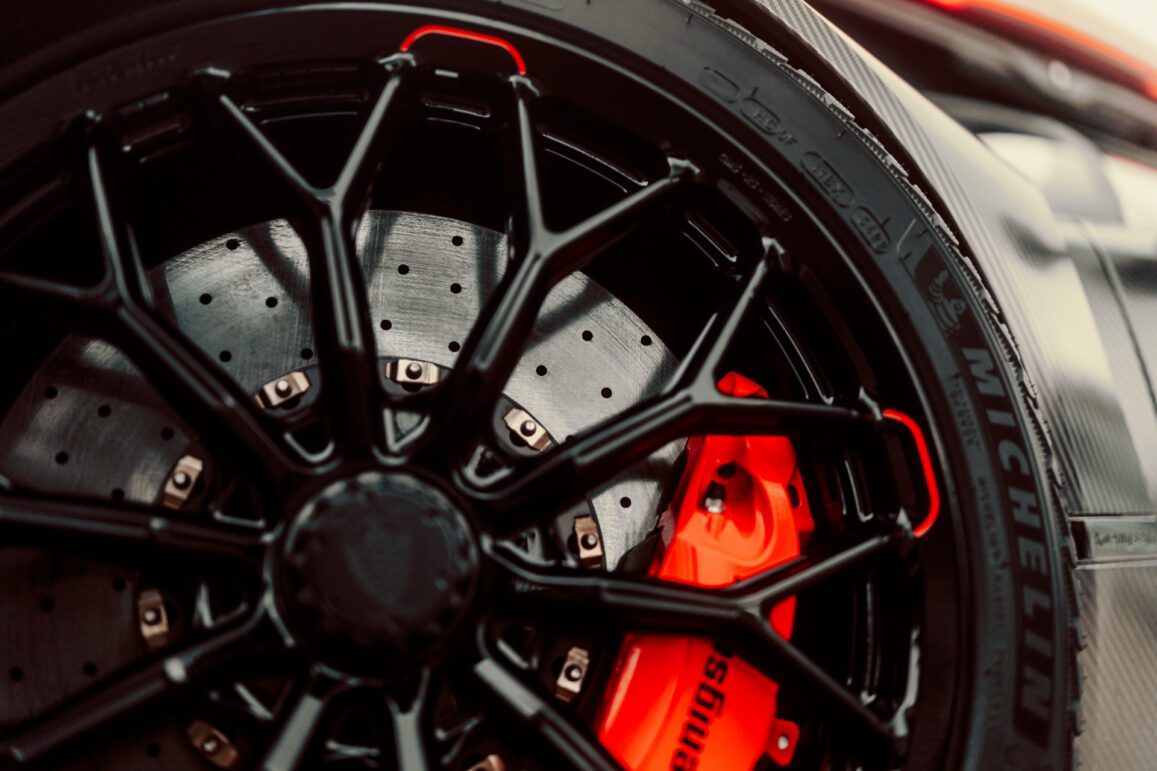 Carbon Koenigsegg Jesko Absolut - Brixton Forged™
