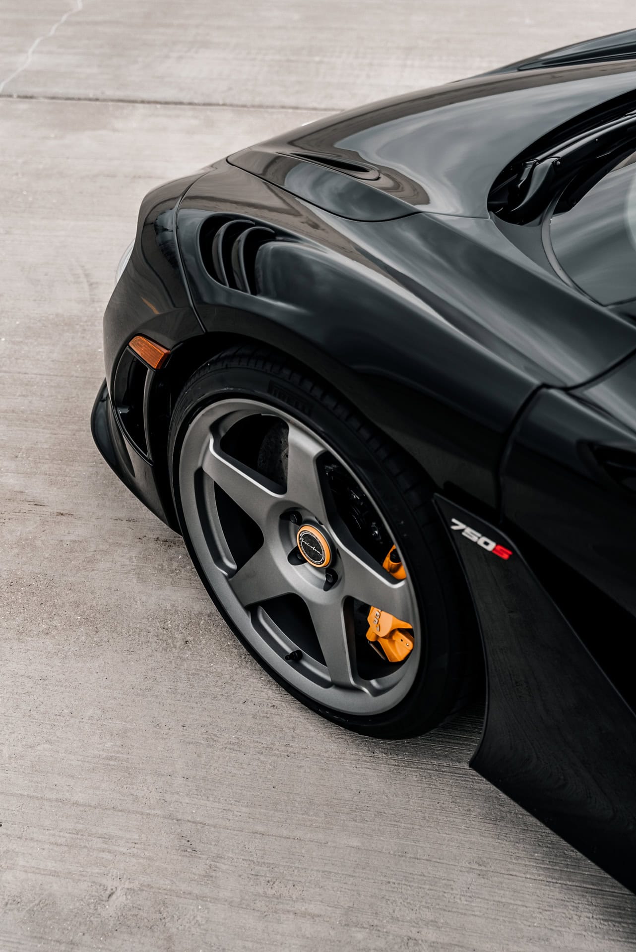 Black McLaren 750S Wheels - Brixton Forged™