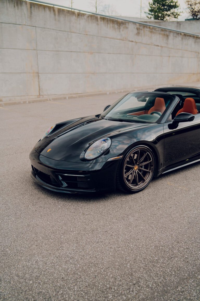 Black Porsche 992 Targa 4S - R11-RS Wheels - Brixton Forged™