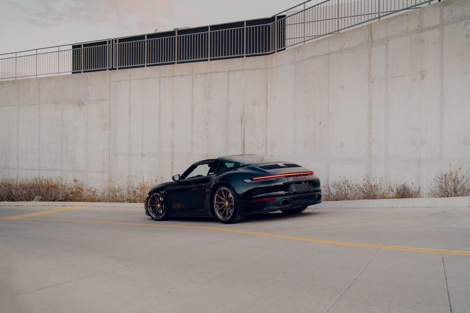 Black Porsche 992 Targa 4S - R11-RS Wheels - Brixton Forged™