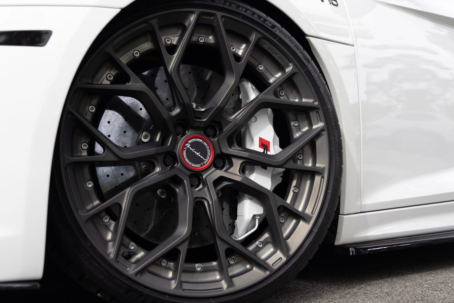 White Audi R8 Wheels - Brixton Forged™