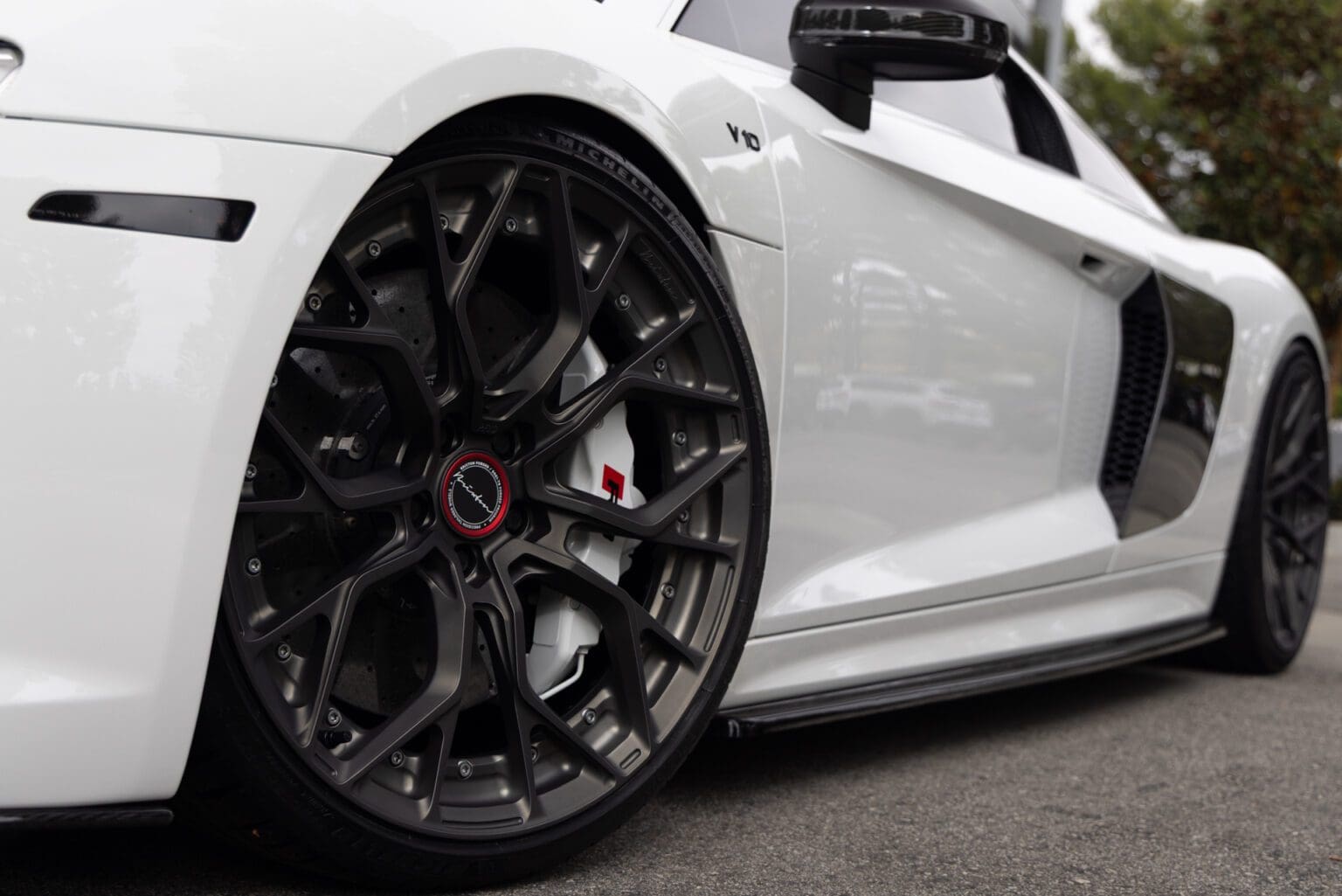 White Audi R8 Wheels - Brixton Forged™
