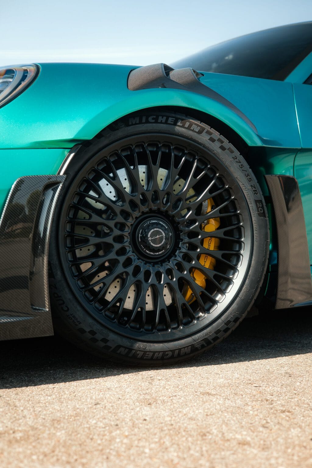 Green Porsche GT3 RS 992 - Stable Ronaldo Faze Clan - Brixton Forged™