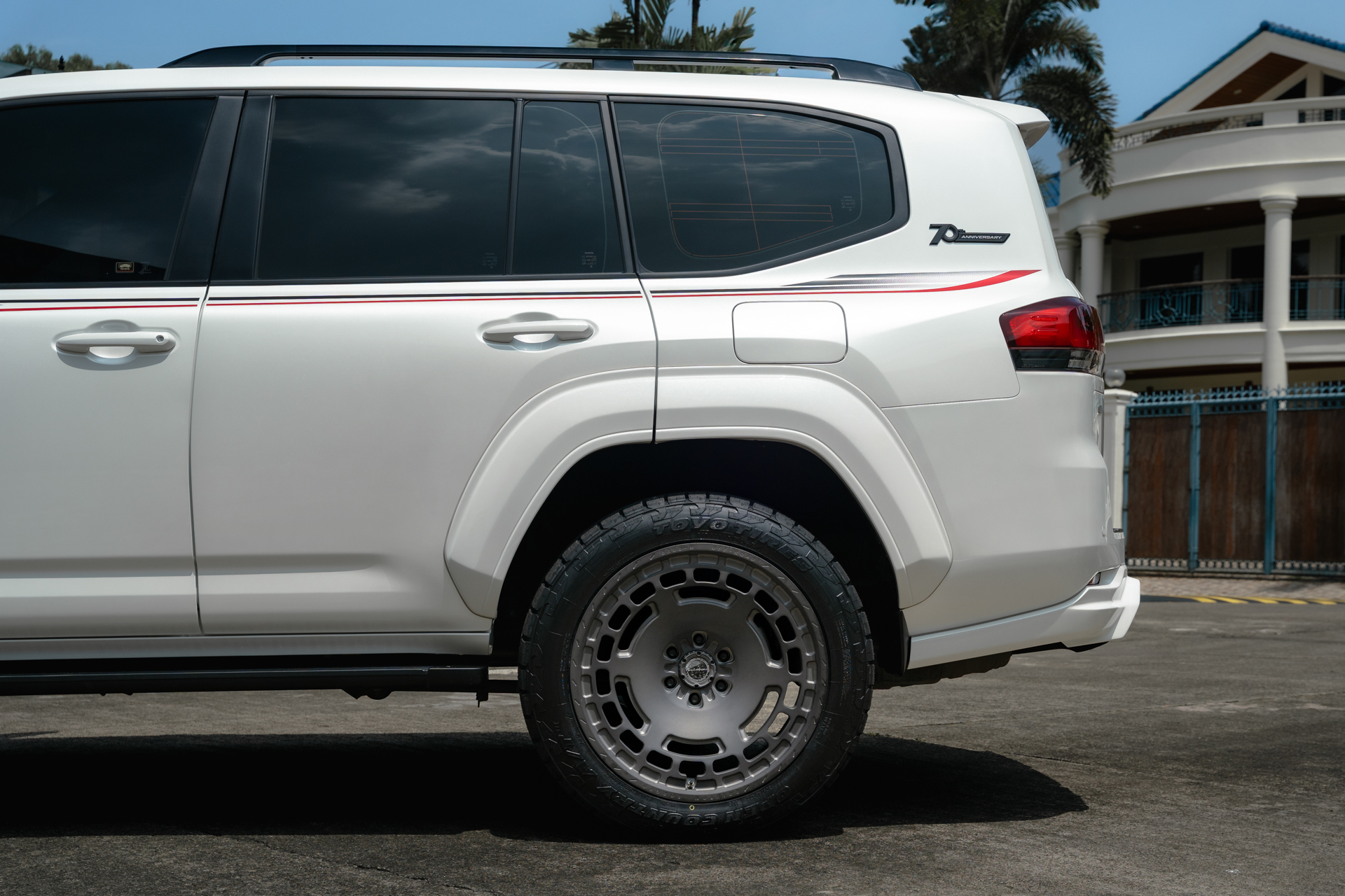 Toyota Land Cruiser 300 GR Wheels - BX06-M - Brixton Forged™